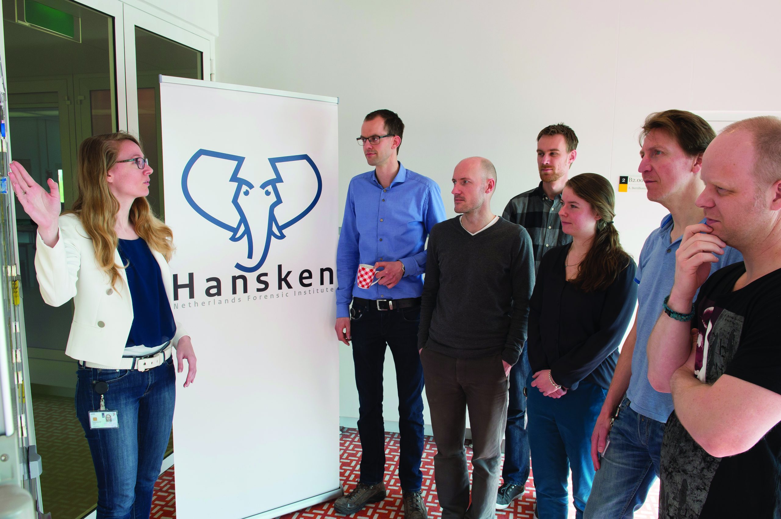 Hansken-001 - Police Chief Magazine